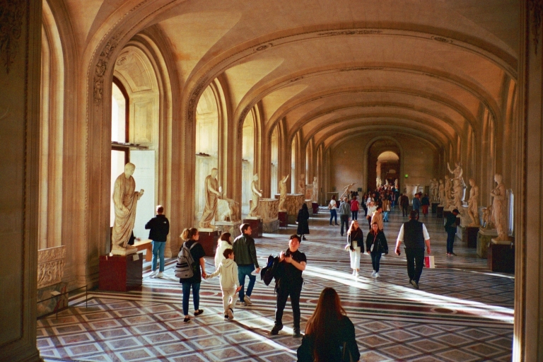 D1A | What Young People Are Reading, Watching and Listening to Right…